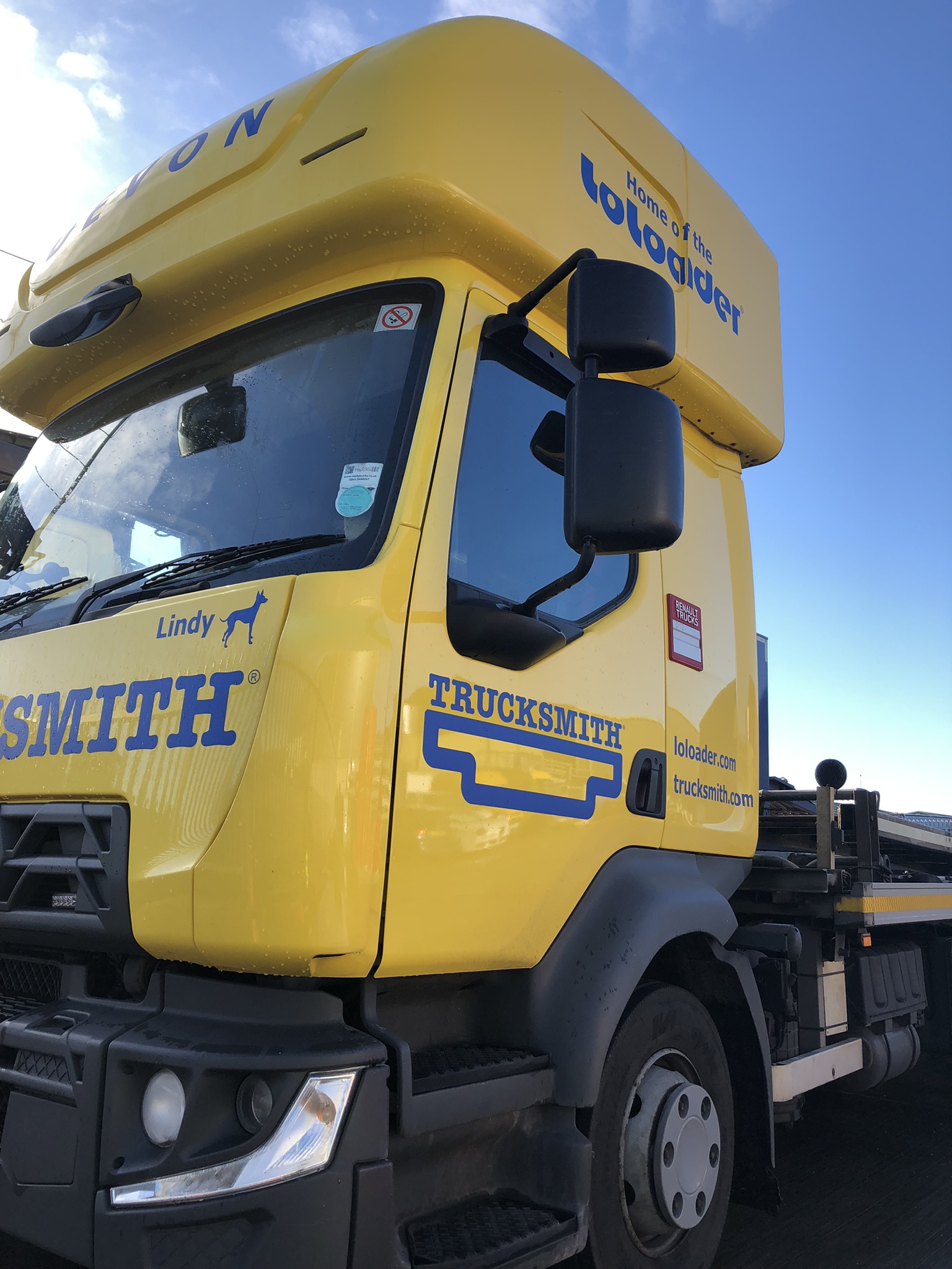 Self-Driving Lorries: The UK's Latest Trailblazing - Trucksmith Luton ...